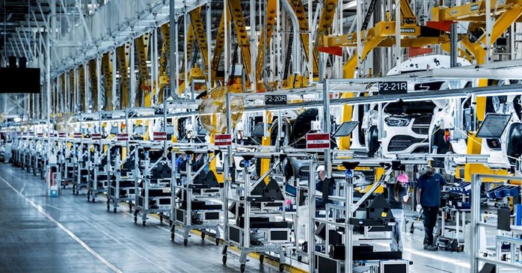 Over $40 billion in EV investments establishes new US 'battery belt ...